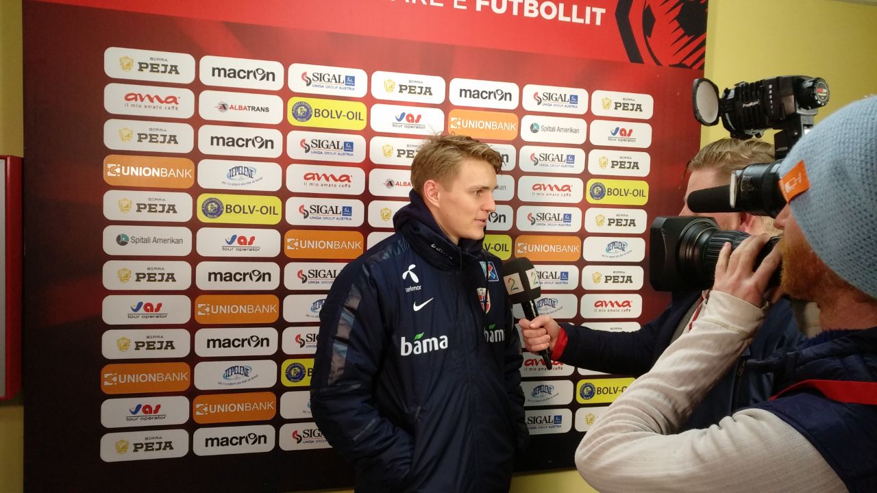 Vikingët na "mbytën", Odegard është fenomenal