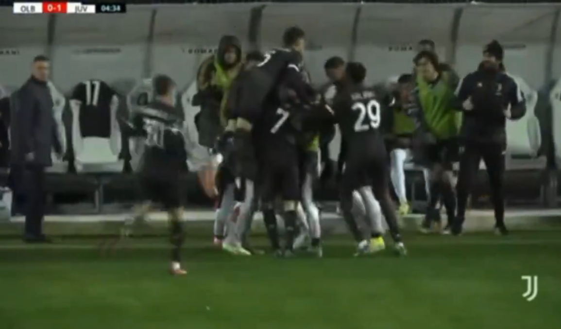 VIDEO/ “Predha” e lojtarit shqiptar ishte e pakapshme për portierin ...