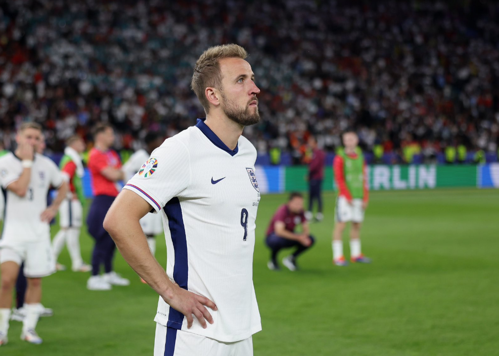Nëse doni të humbisni një trofe, thërrisni Harry Kane! Lojtari “më i ...
